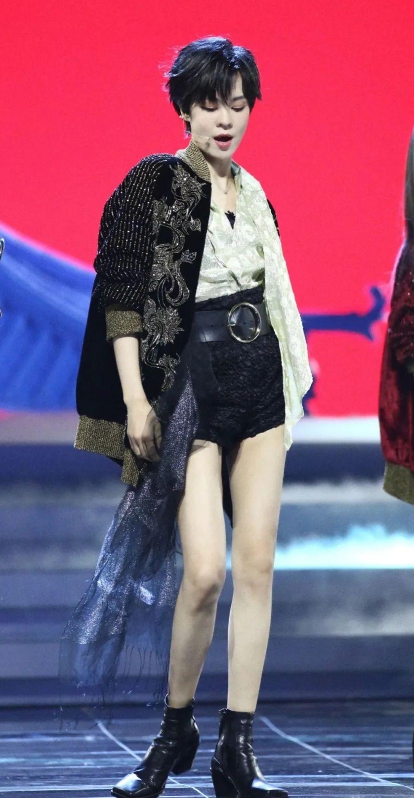 Huang Ying's childhood photos are too similar to a 3-year-old baby!The ...