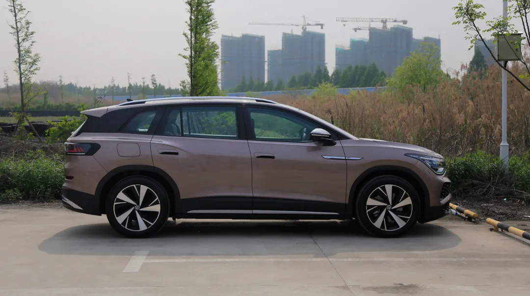 How does the static experience of SAIC Volkswagen ID.6X 7-seat version compare with Model Y and ...