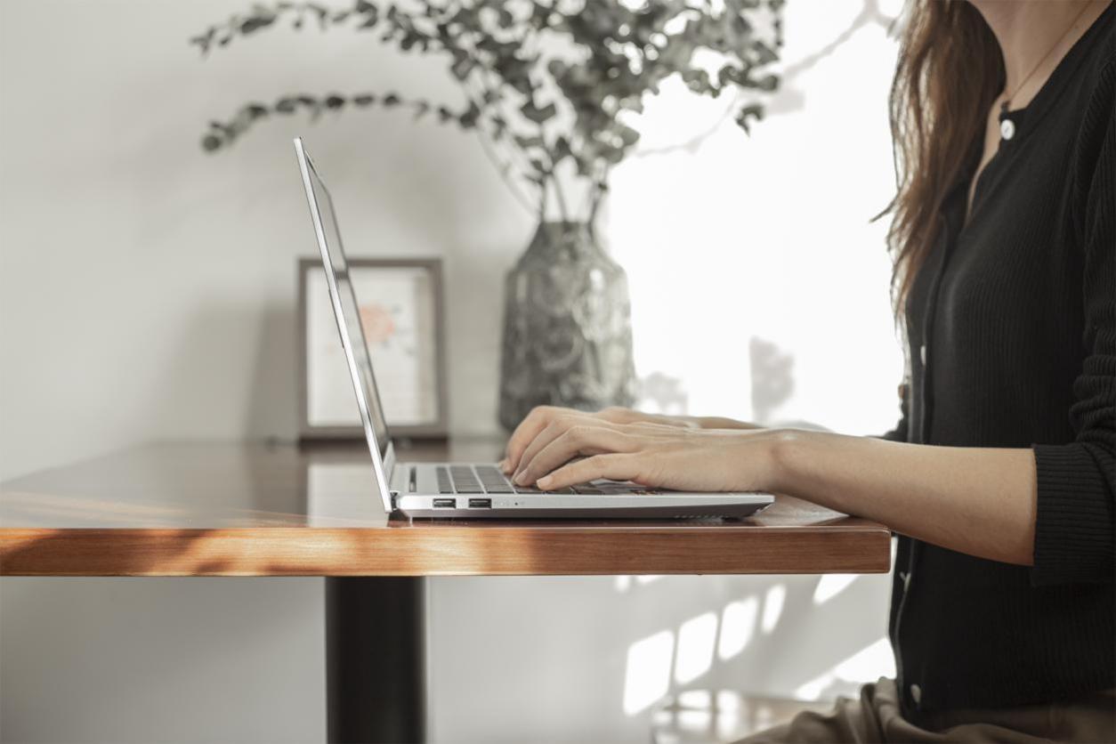 AMD R7 5800H+OLED螢幕的強力組合，華碩無畏Pro14 銳龍版深度評測 - 資訊咖