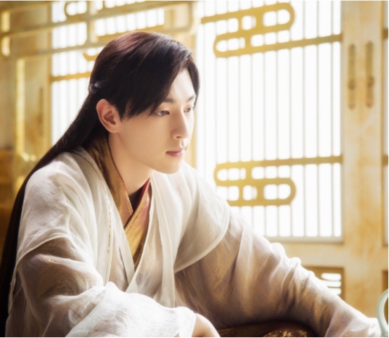 Li Xian and Deng Lun have transformed, and he has made 8 idol dramas ...