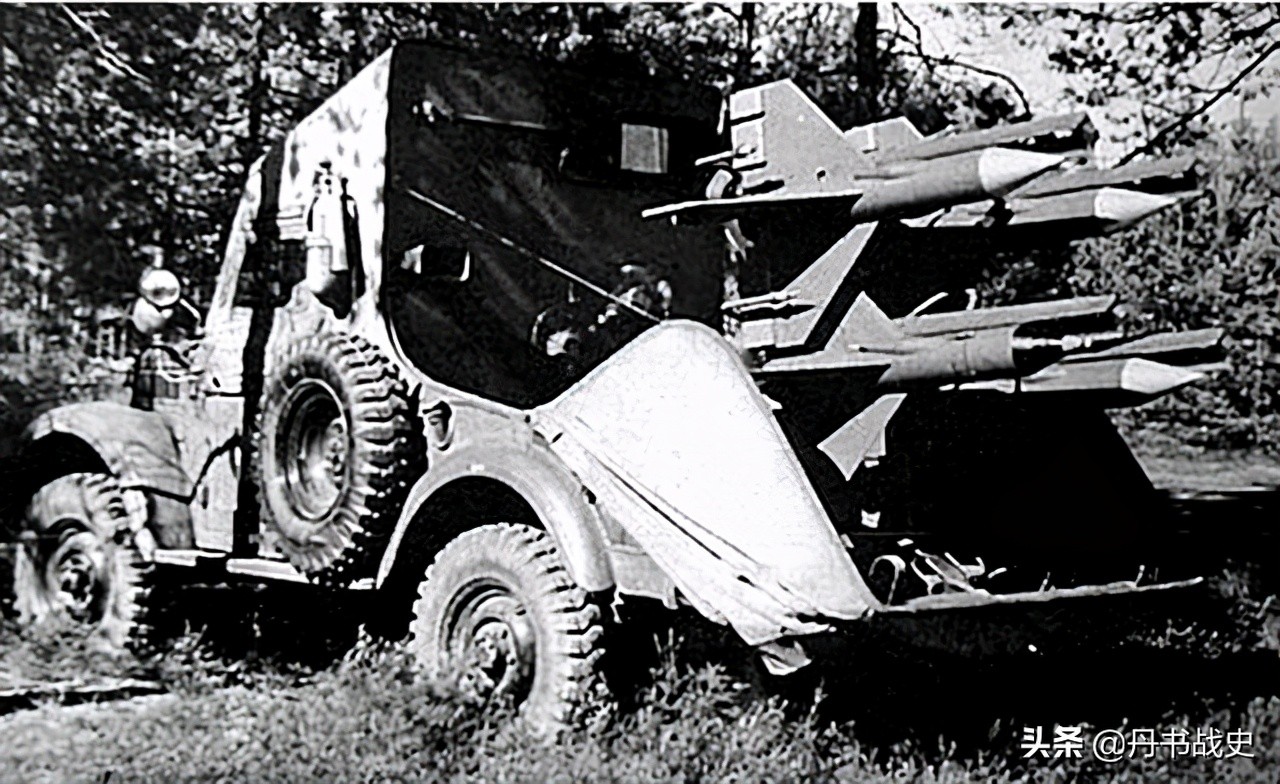 The Soviet Union 2P26, a self-propelled anti-tank vehicle disguised as ...