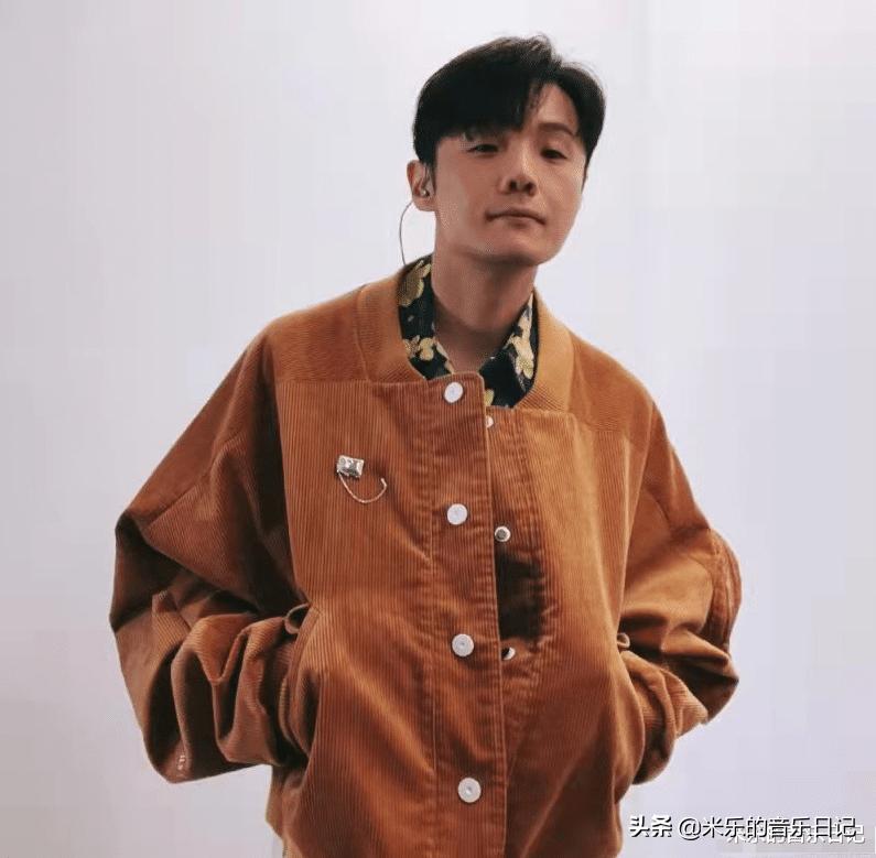 Li Ronghao covers Beyond "The Lover", I would like to admit that he is ...
