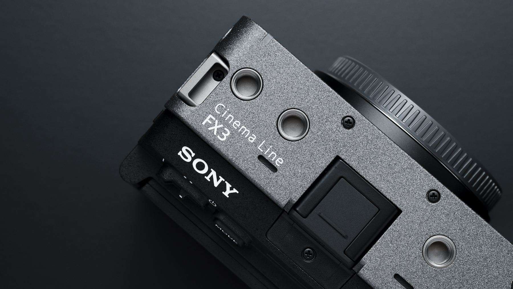Not only a doll of α7s3, Sony FX3 out of the box and simple experience ...