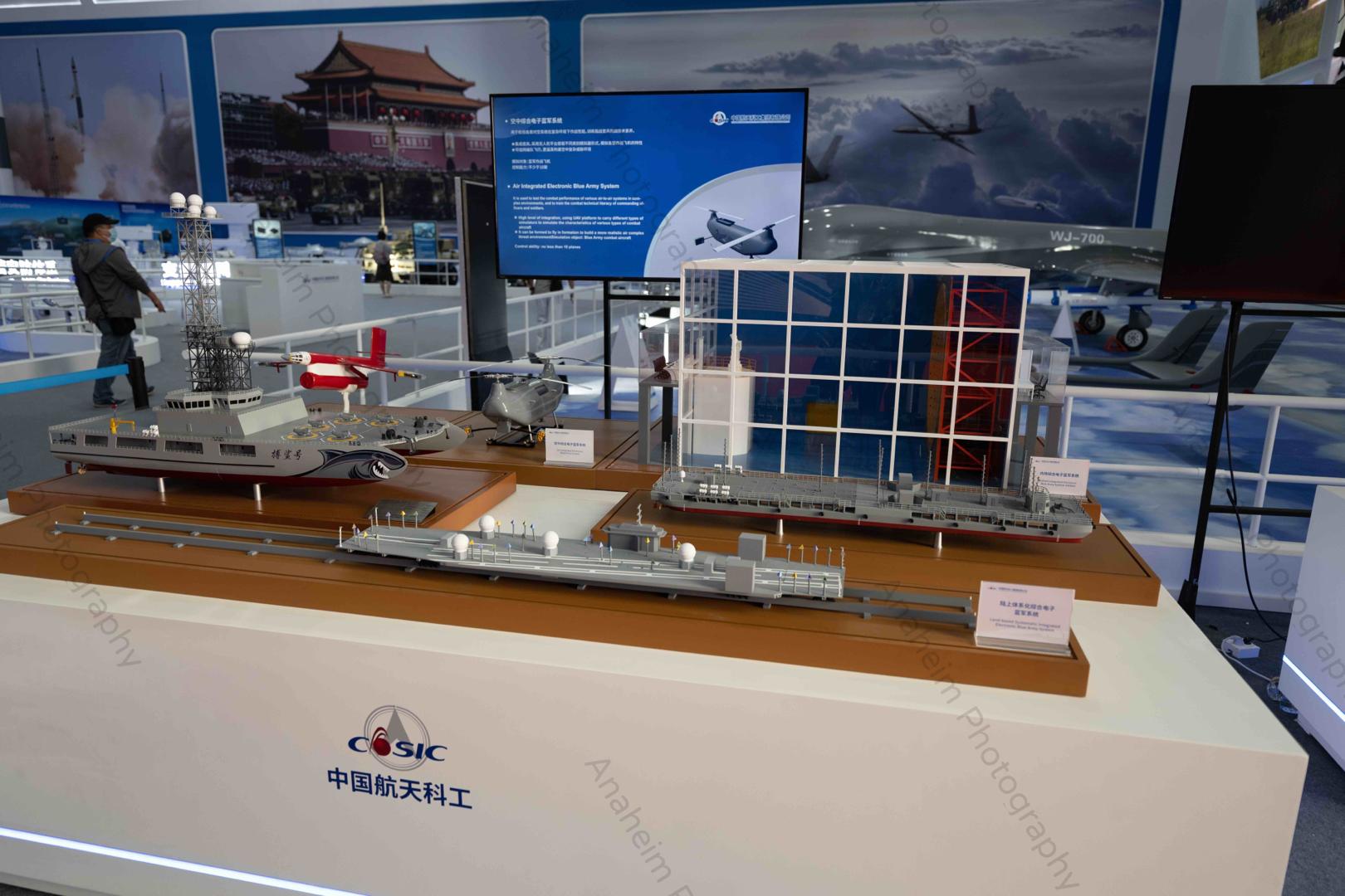 New Chinese military ship launched!The front and rear dual-deck drone ...