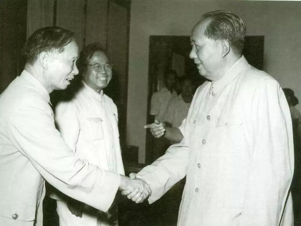 The great leader Mao Zedong - iNEWS