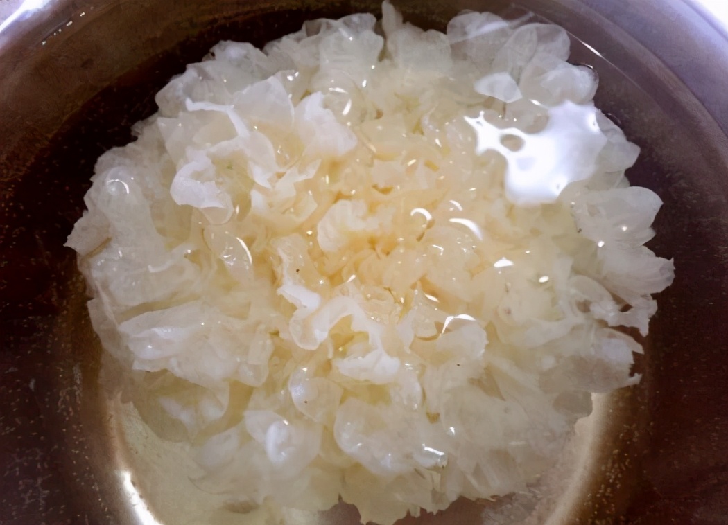 It's hot in summer to drink more Tremella Soup. Do these 3 more steps ...