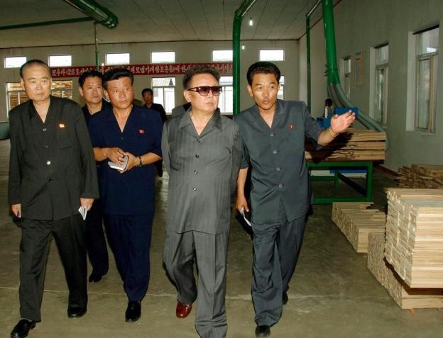 Forced to develop independently and imitate Soviet technology, how does ...