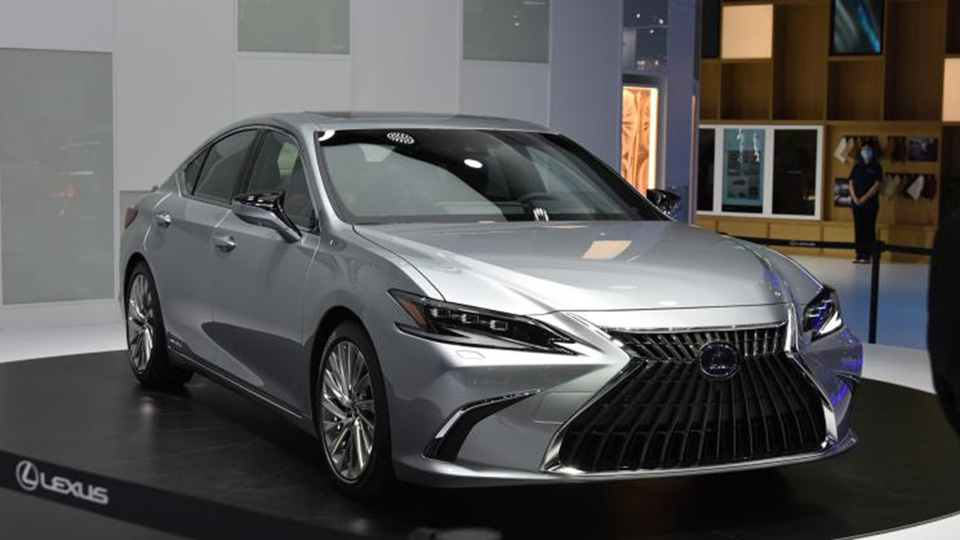 Rival rivalry: How do you choose Volvo S90 and Lexus ES200? - iNEWS