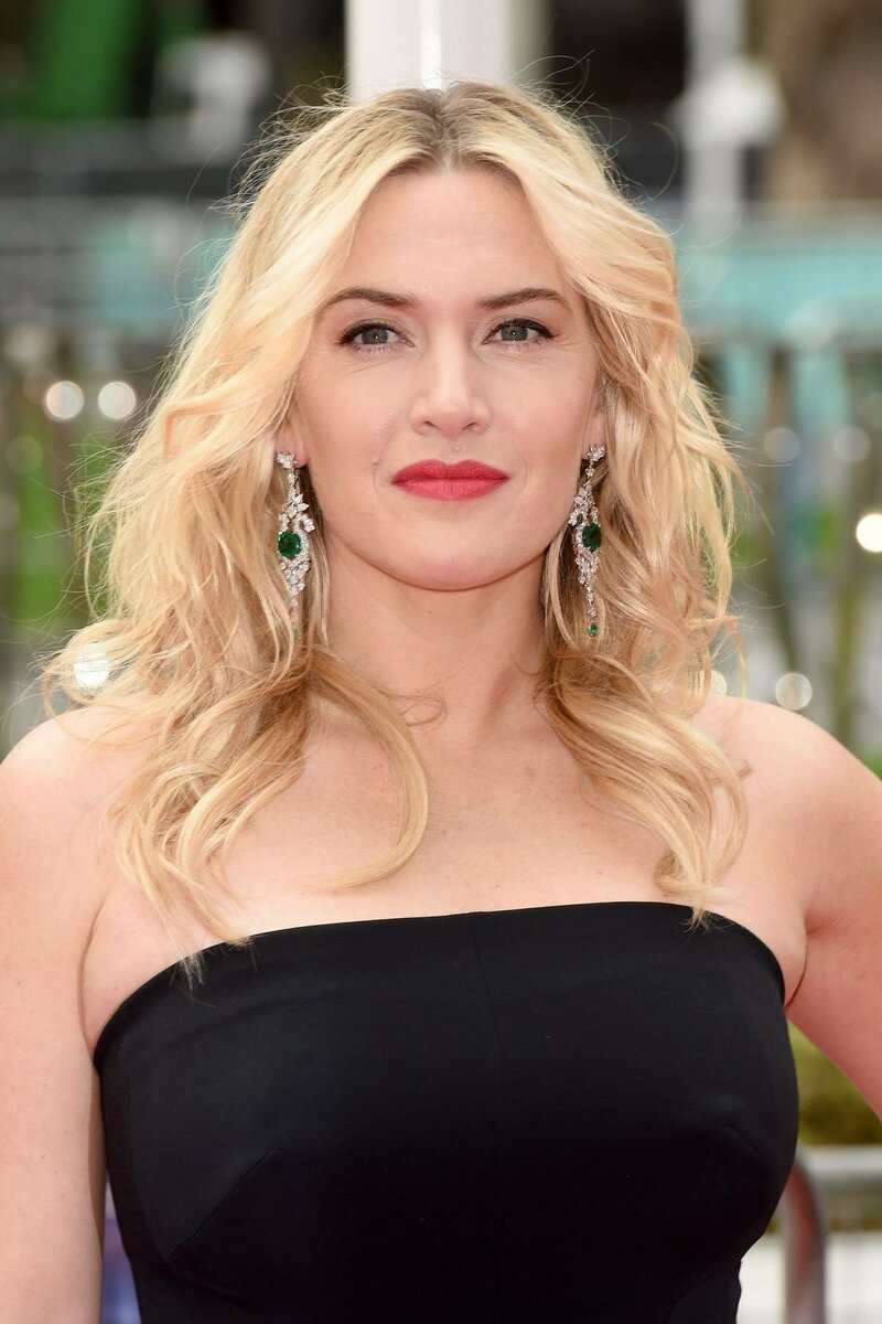Advertising beauty transcends age.Kate Winslet's secret to perfect skin ...
