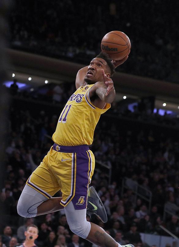 It's not a strong team!In addition to the 20 Lakers in the six leagues ...