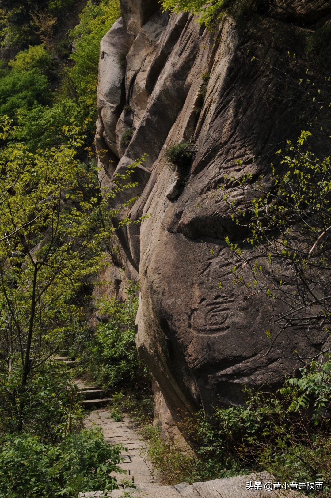 "Ancient Post Station" at the junction of Qinling Mountains, Henan and ...