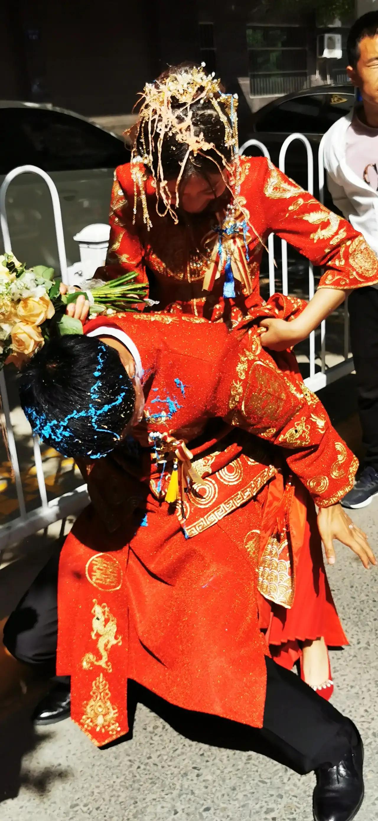 Aunt Mizhi, Damei - iNEWS
