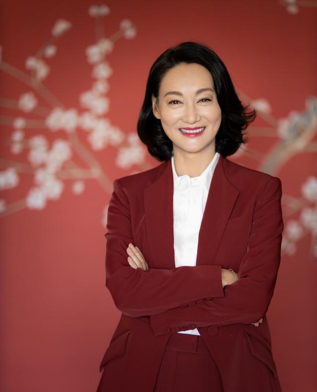 "Grassroots Actress" Hui Yinghong: From begging to dancer to actress ...