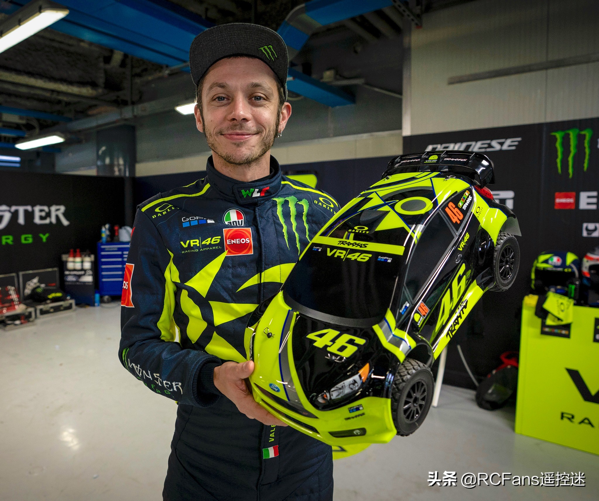 MotoGP legendary driver Rossi and RC remote control car - iNEWS