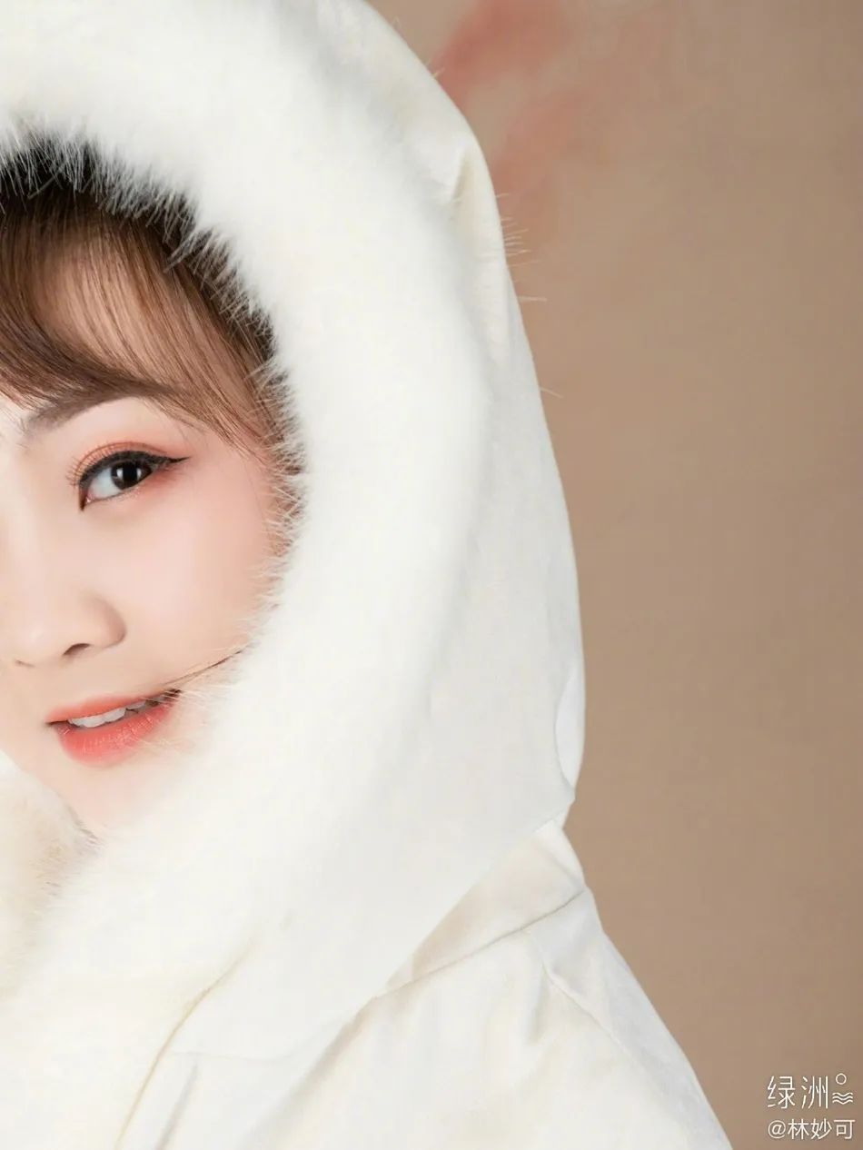 Lin Miaoke has a glamorous photo of ancient Chinese clothes!Beautiful ...