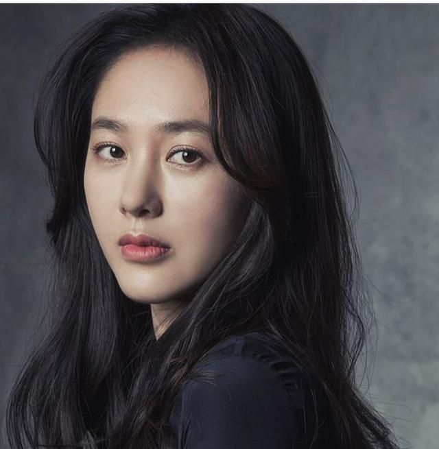 Jian Yan: Park Joo-mi with white skin and beautiful body - iNEWS