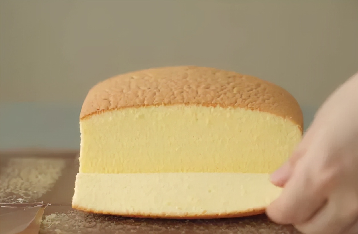 Unique formula!Spike the outside cake!Rich milky aroma in sweetness ...