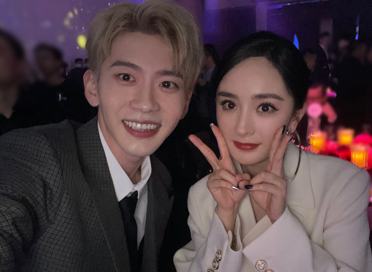 At another large-scale star chasing scene, Jike Junyi saw Cecilia ...