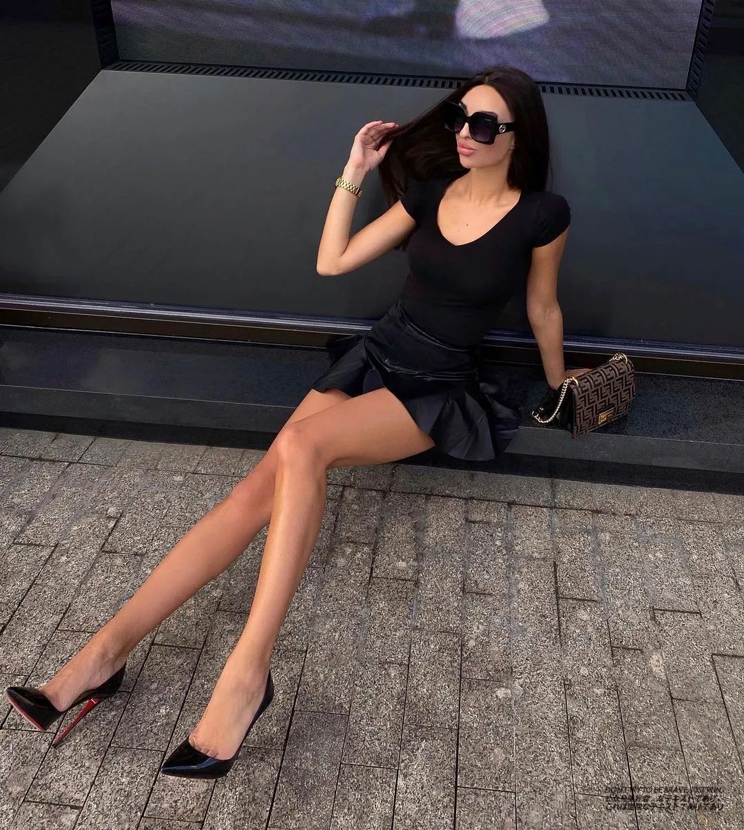 Nina Lipkina: Russian beauty with long legs, the legs are really long ...