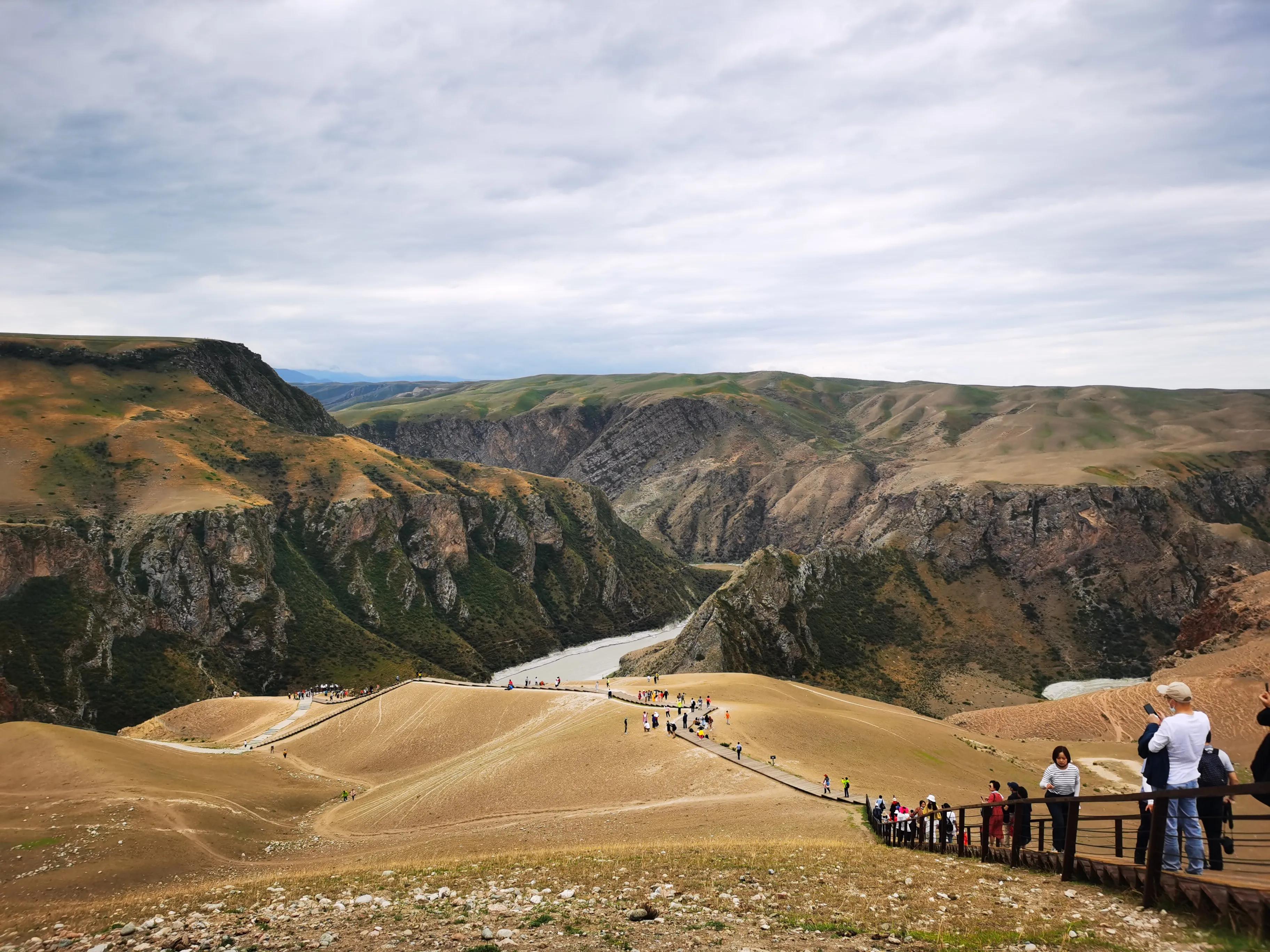 Self-driving Xinjiang: Kalajun prairie, witnessing the beauty of human ...