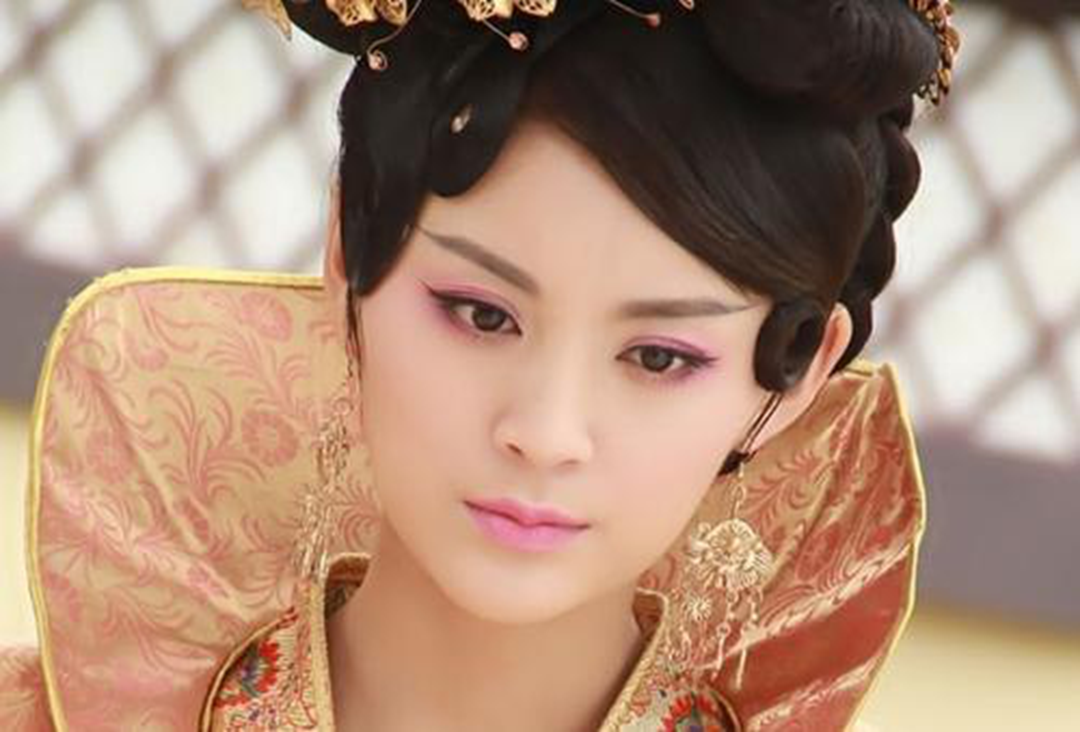 How beautiful is Feng Xiaolian? That's why the queen lord of the ...