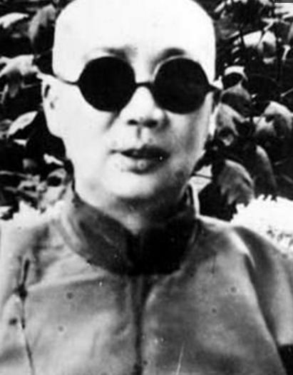 Ma Fuxiang, a well-known Hui nationality general, was good at escorting ...
