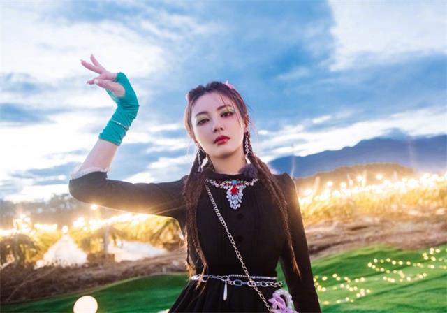 Want to change your name? Zhang Yuqi responded that the host of the ...