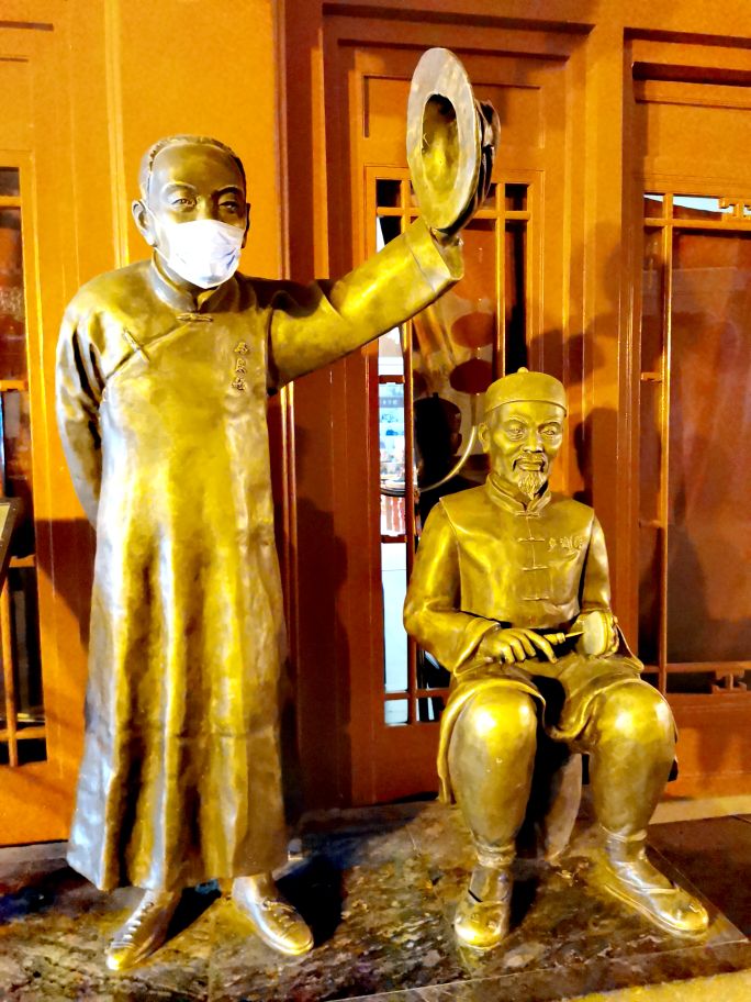 The time-honored brand of Dashilar! Cixi's longevity robe, the first ...