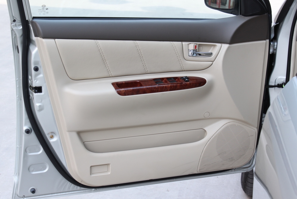 The door design of BYD's new car X-dream is too "artistic", and mass ...
