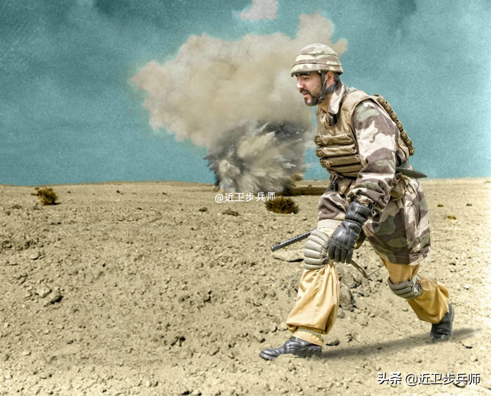 Detailed explanation of Italian paratrooper equipment during World War ...