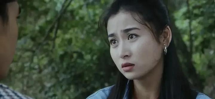 The pure and charming Wu Xuewen of Hong Kong and Taiwan actress - iNEWS