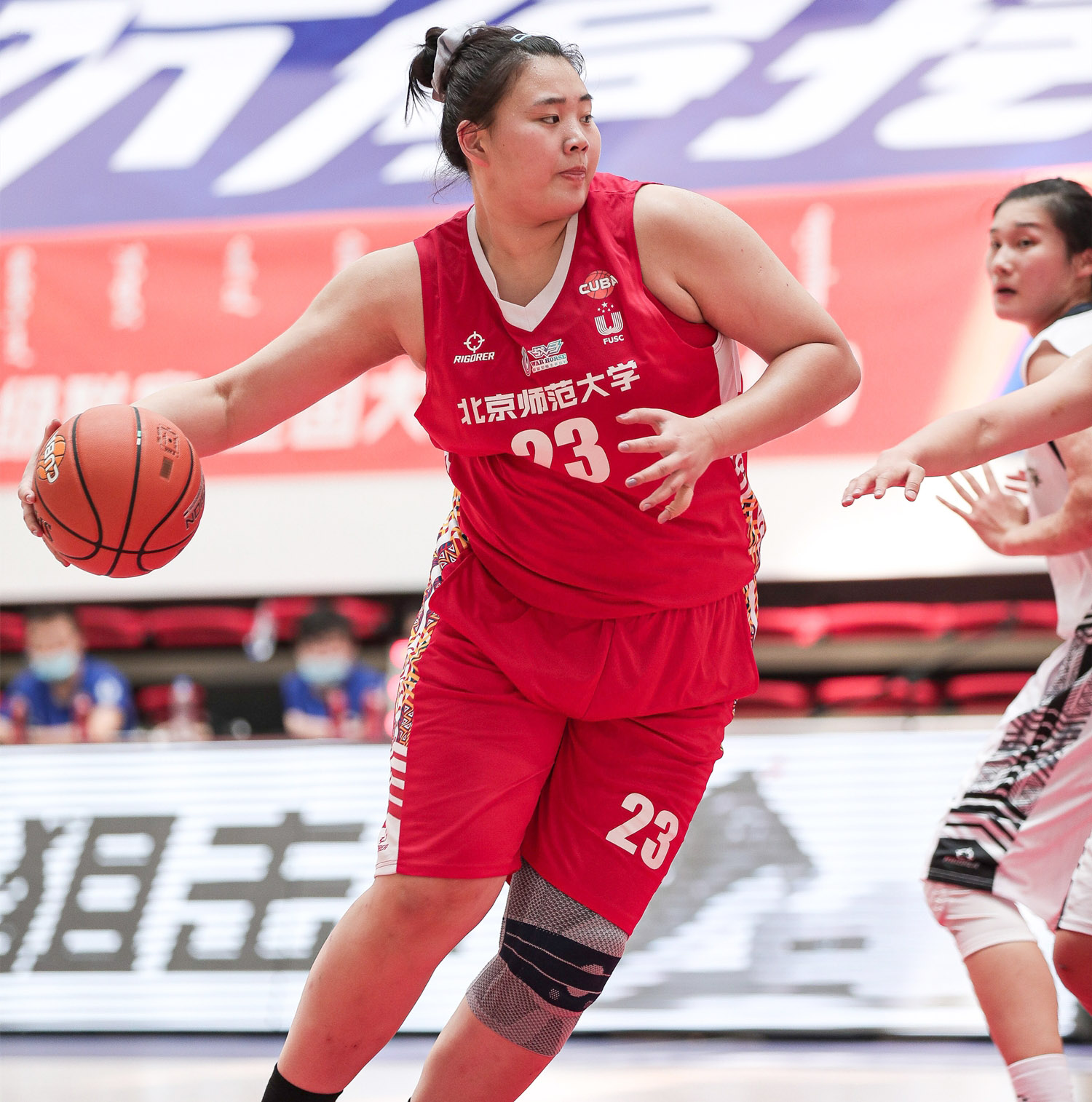 Liu Yutong: Female version of O'Neal, 45 points and 9 rebounds, final ...