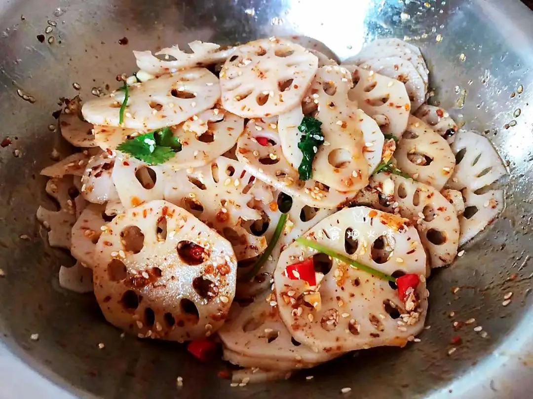 How to cook cold lotus root to taste delicious?The chef taught me to do ...