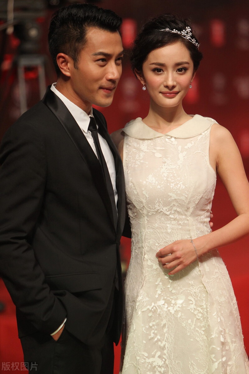 Yang Mi's good news is coming soon?Unexpectedly, Hawick Lau pierced the ...