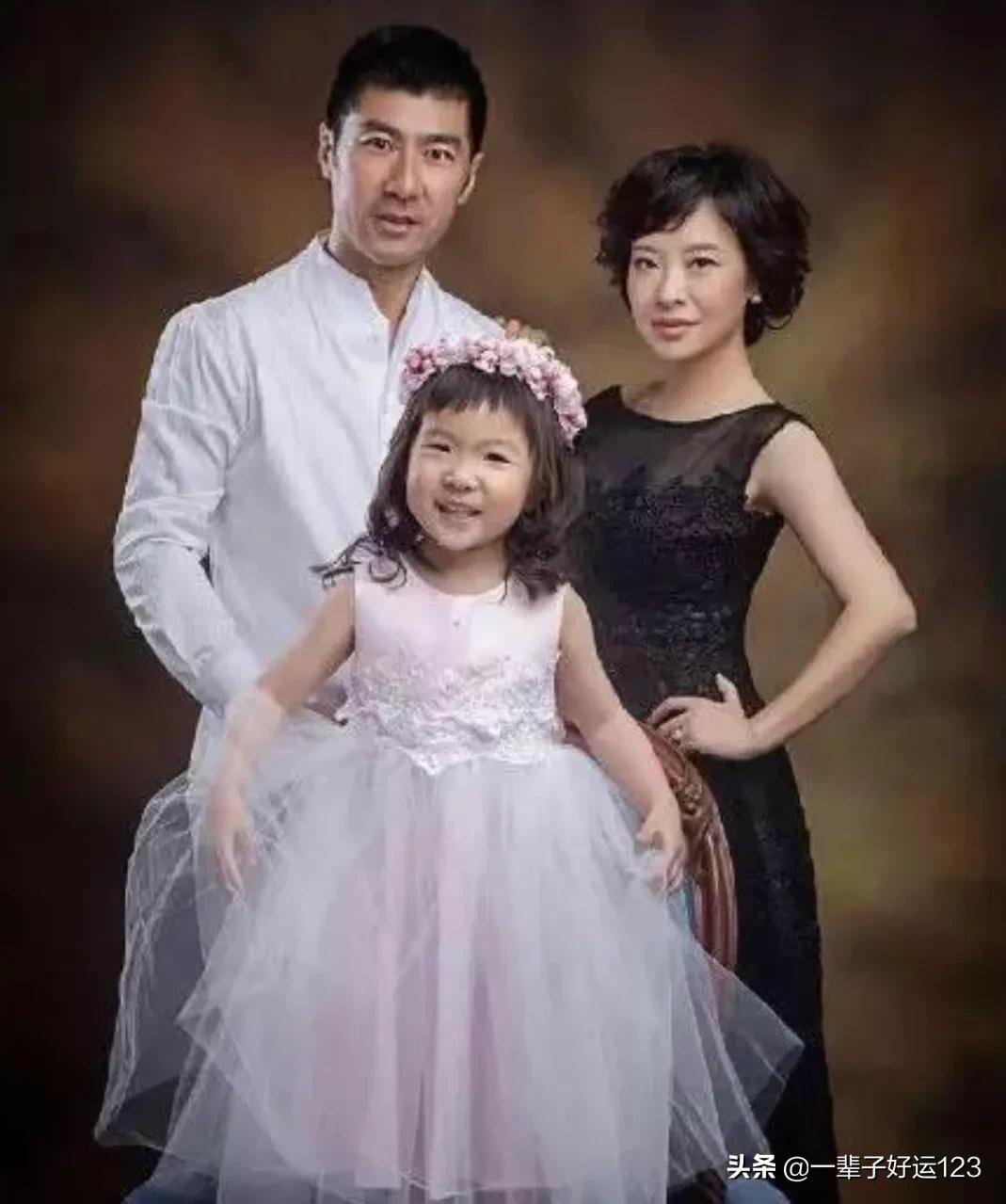 Shanghai host's children's face value competition to see who inherited ...