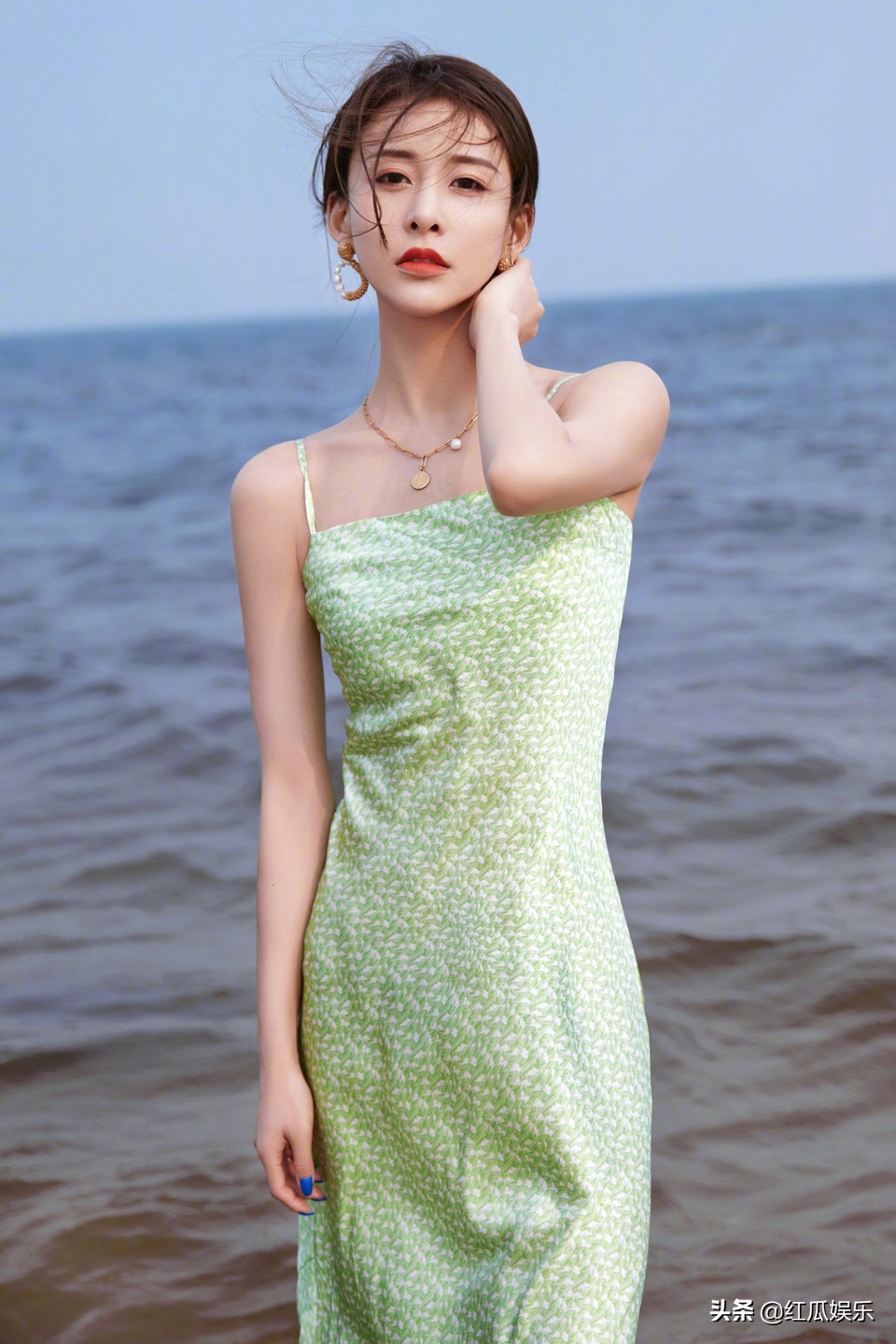 Time goes back and forth, you are still light, Jia Qing's beauty is ...