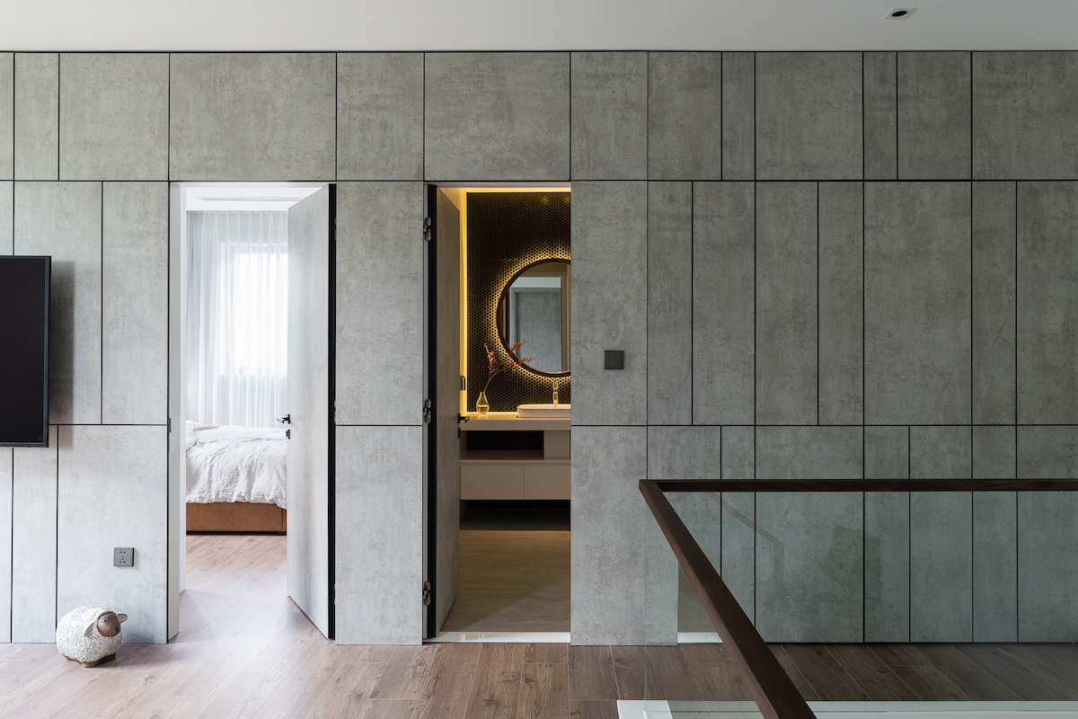 The townhouse of 380 square meters, whether day or night, the ...