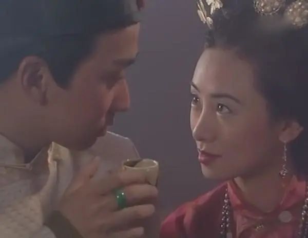In 1997, the top ten TVB TV series, Guan Yonghe dominated the list, "Tianlong Ba Bu" ranked ...