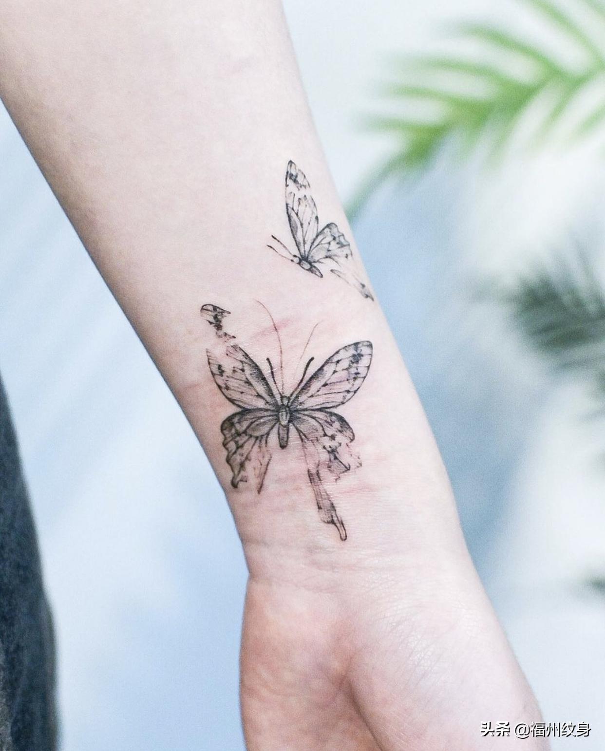 24 dots-based neo-impressionist style tattoo designs - iNEWS