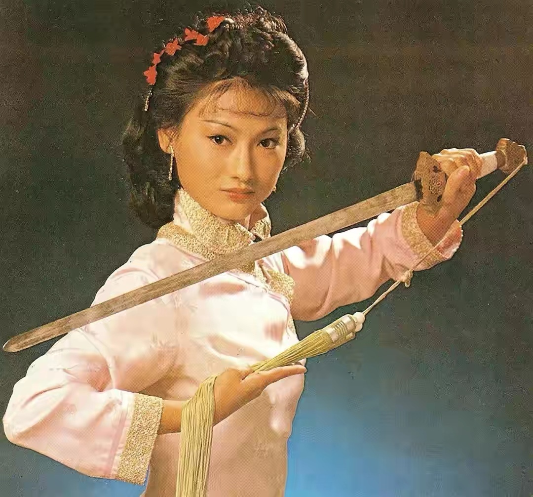 Memoirs of Hui Yinghong, born as a star, attempted suicide, waited for ...