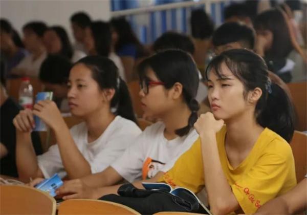 95-year-old female academician became popular, the first "female ...