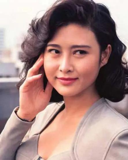 How did Ye Yuqing counterattack the transformation from a porn star to ...