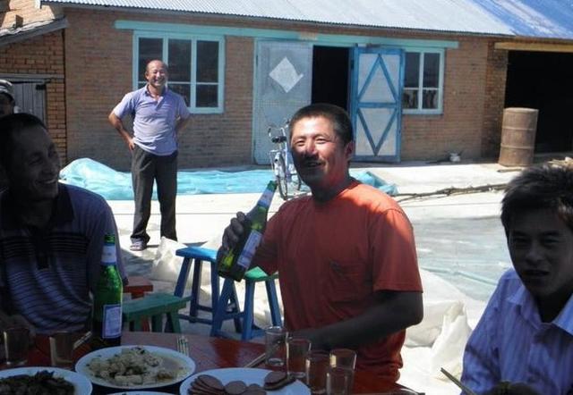 Northeast Hongjiang Village: The village is full of white women who ...