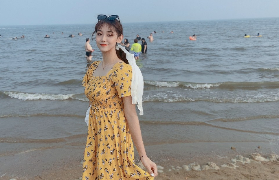 "New volleyball goddess" Wang Jiazheng, put on makeup on the court, arousing heated discussion ...