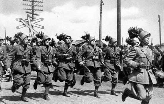 What was the level of Italian individual equipment during World War II ...