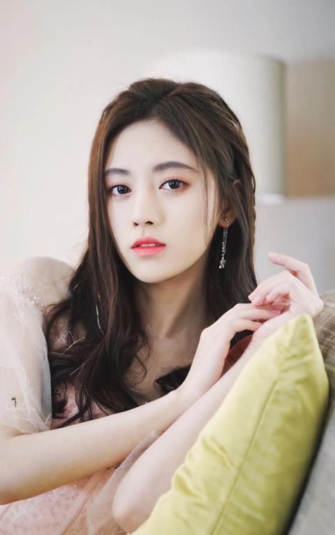 Two thousand-year-old beauties, whose looks are higher - iNEWS