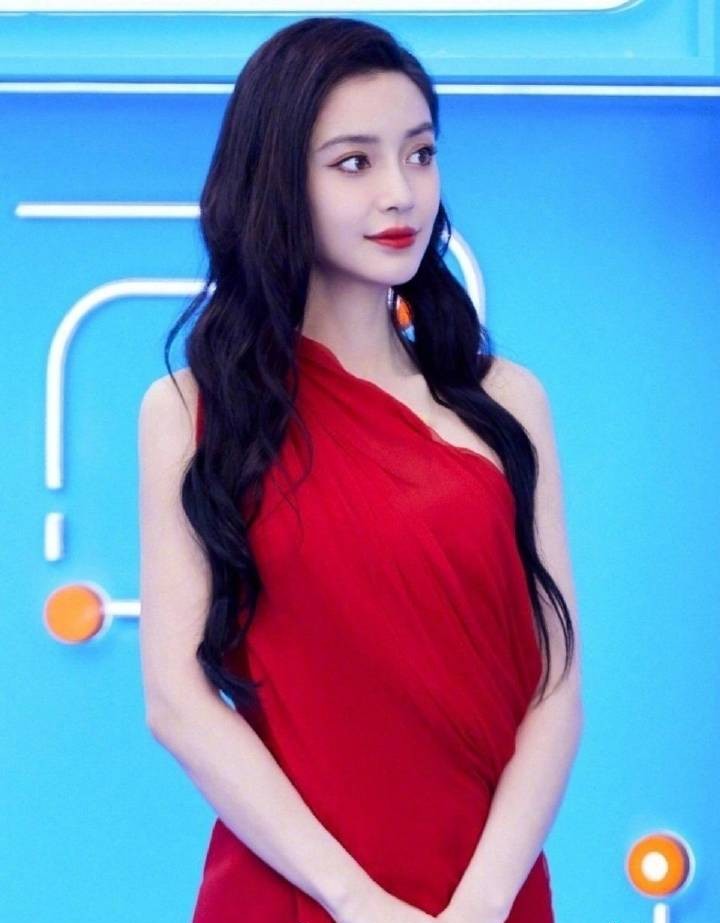 Beauty in Red: Yang Mi, Liu Shishi, Tang Yan, Zhao Liying, Yang Zi, Li ...