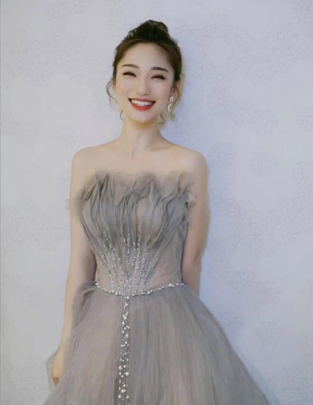 Movie Channel Host Lan Yu - iNEWS