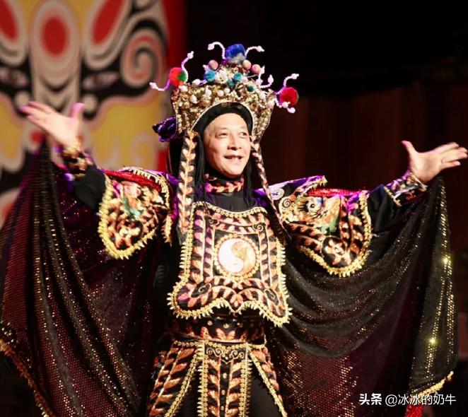 Twenty years ago, Andy Lau was apprentice to Peng Denghuai. What will ...