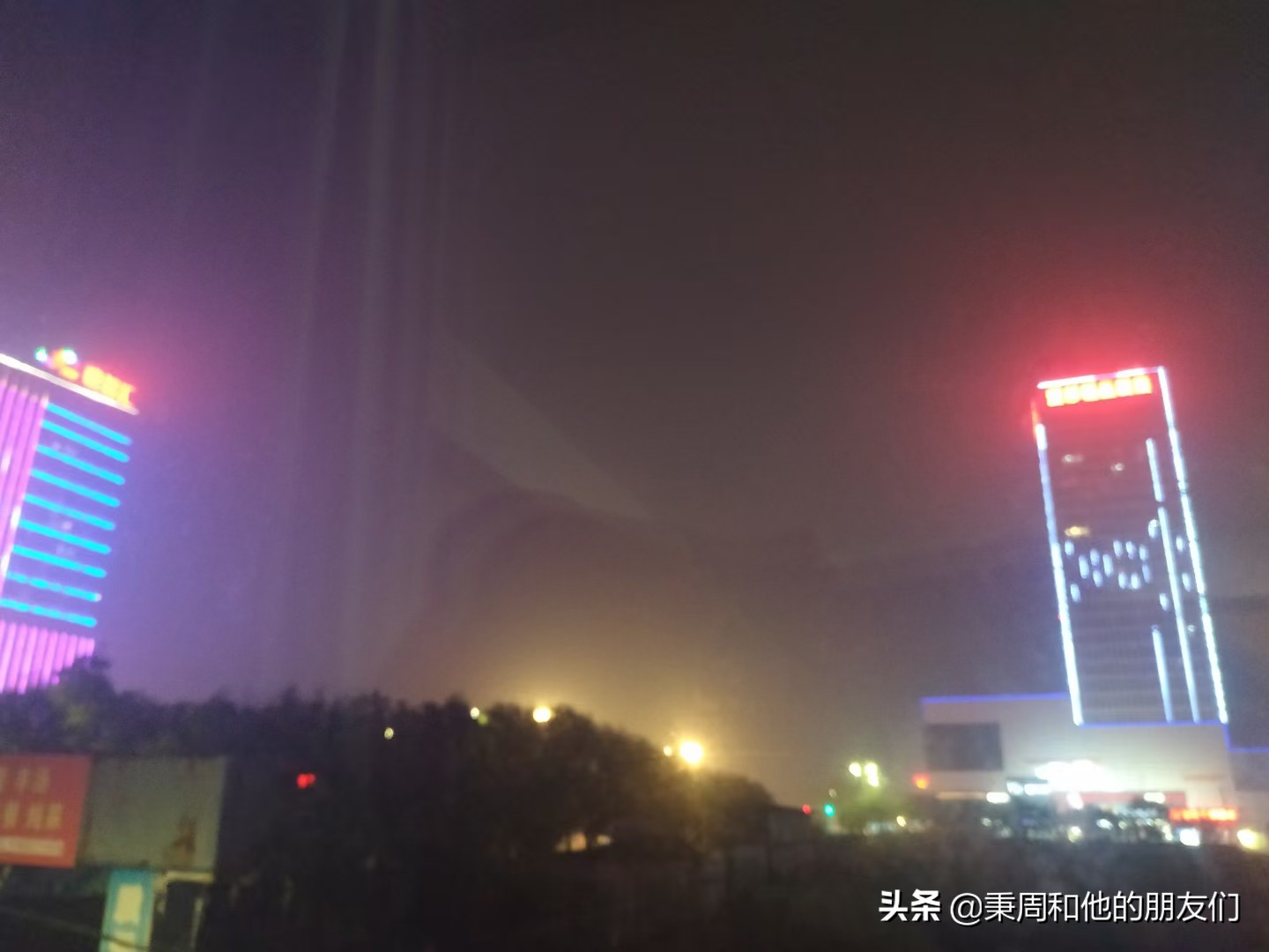 Bing Zhou and his friends: Xi Rong Lingbo's "Wood Picker" - iMedia